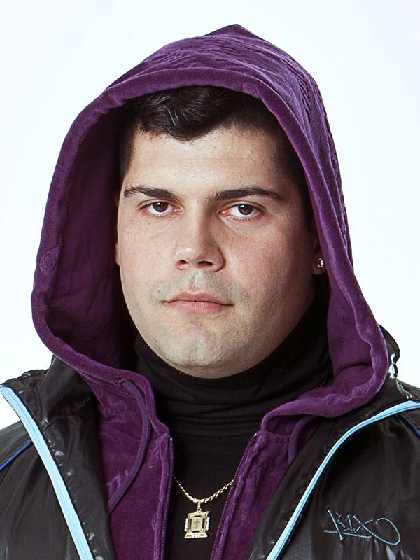 Salvatore Esposito - SensaCine.com