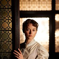 Flack: Foto Anna Paquin, Lydia Wilson, Rebecca Benson (II), Sophie ...