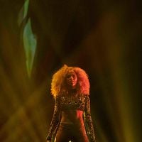 Utopia Falls: Foto Robbie Graham-Kuntz, Robyn Alomar - 24 sobre un total de 36 - SensaCine.com