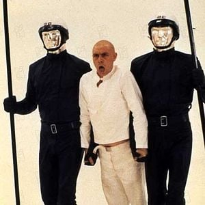 THX 1138 - Película 1971 - SensaCine.com