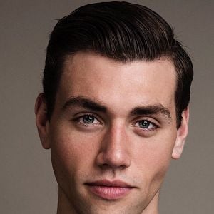 Christian James (XVII) - SensaCine.com