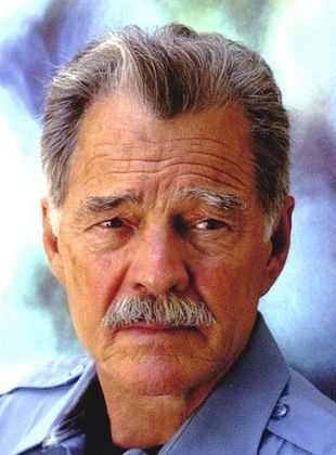 Cal Bartlett - SensaCine.com