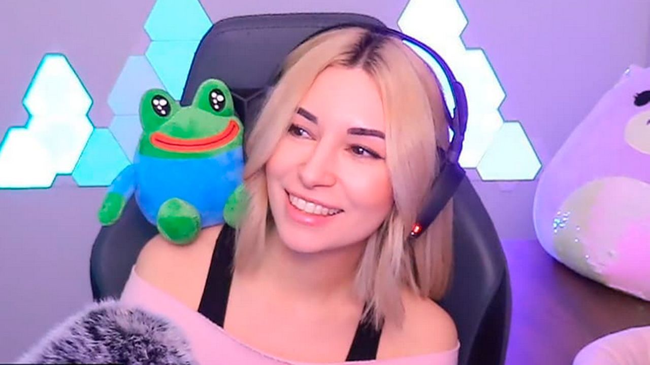 "Estoy un poco alucinada, es enorme": Una famosa streamer de Twitch ha ...