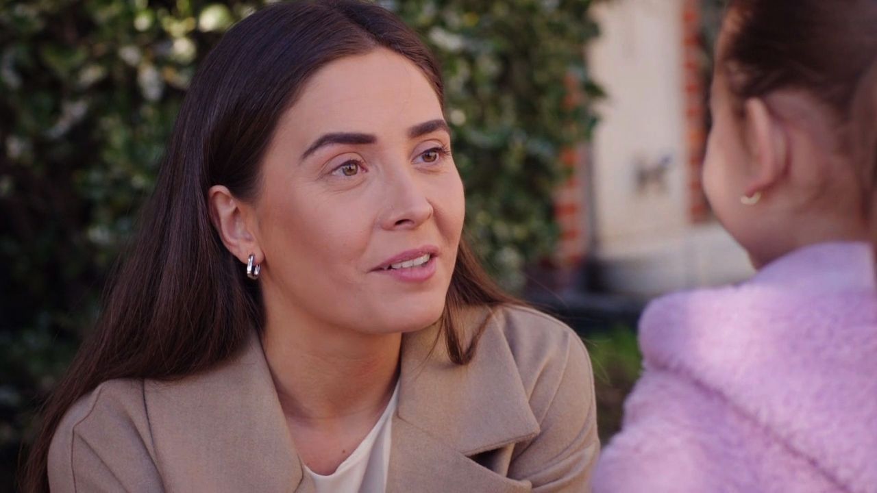 Quién es Selin Sezgin, la protagonista de 'Querida madre' que ya vimos ...