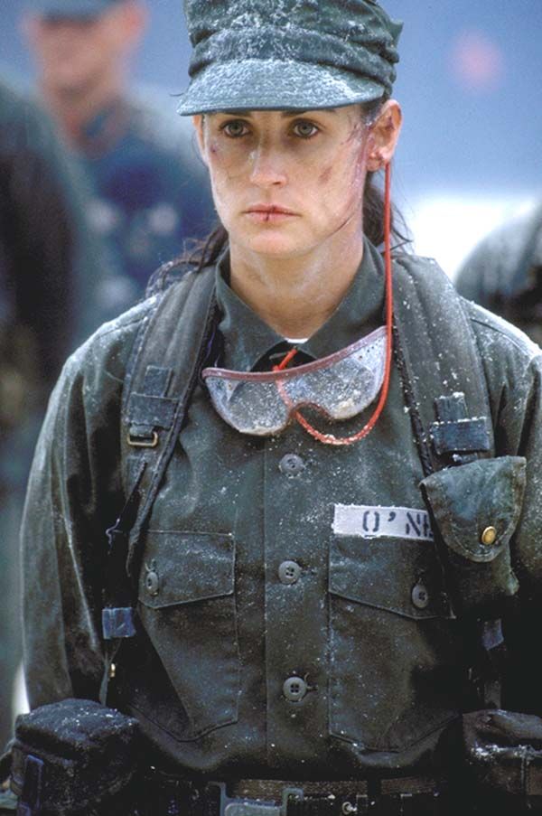 Foto de la película La Teniente O'Neil - Foto 21 por un total de 23 ...