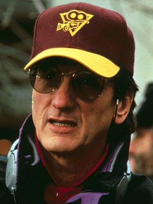 John Badham - SensaCine.com
