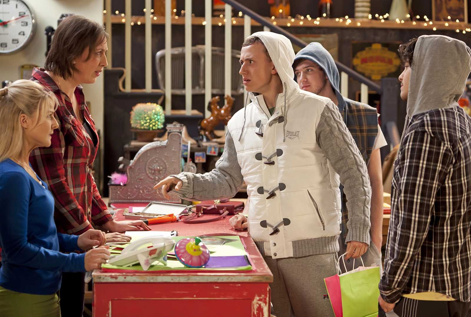 Foto de Miranda Hart - Foto Sarah Hadland, Miranda Hart, Theo Barklem ...