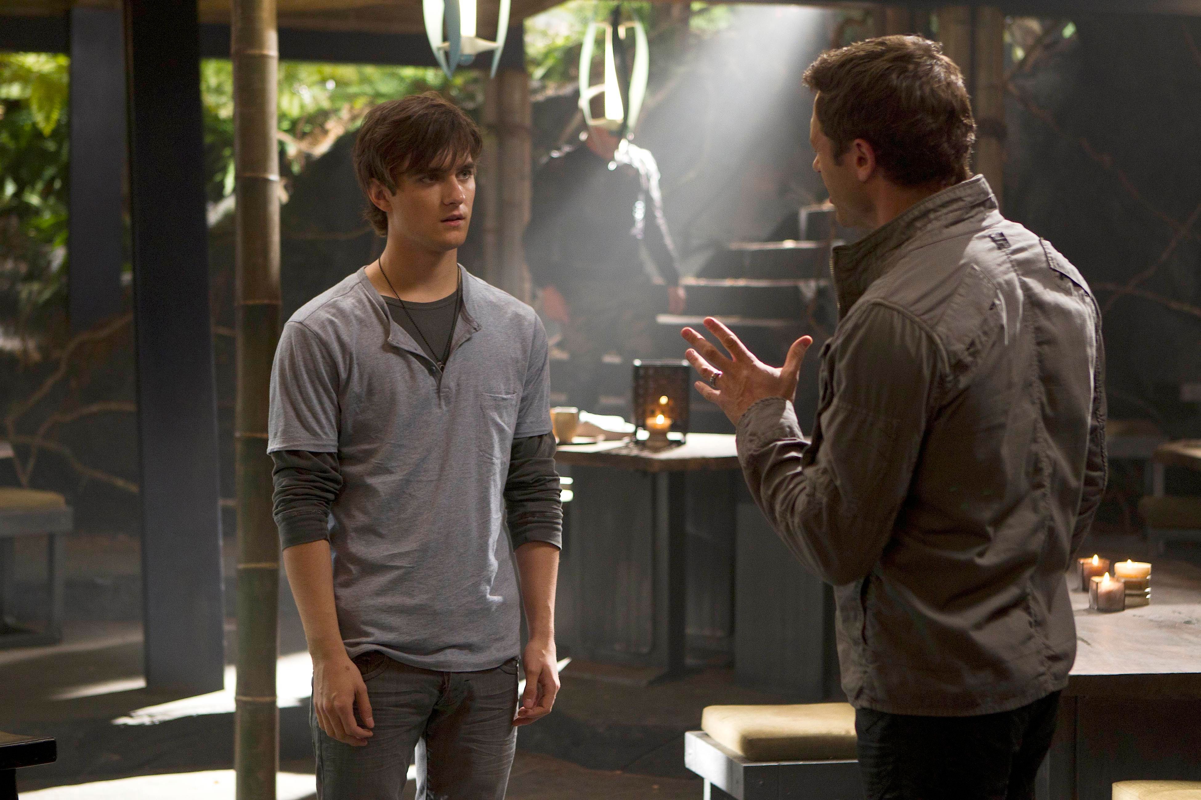 Foto de Landon Liboiron - Terra Nova : Foto Jason O'Mara, Landon ...