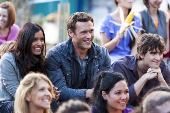 Foto de Landon Liboiron - Terra Nova : Foto Jason O'Mara, Shelley Conn ...