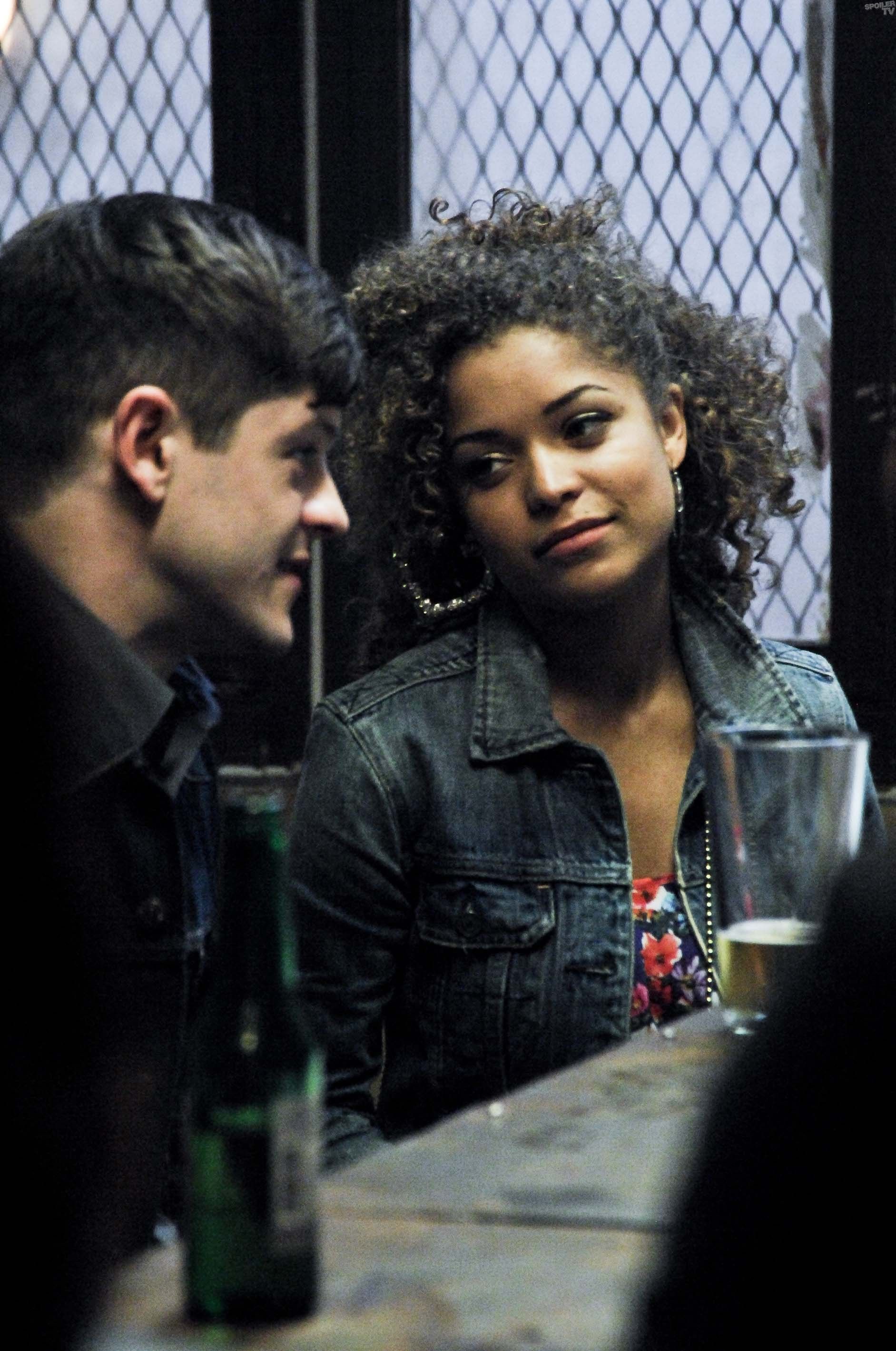 Misfits Foto Antonia Thomas Iwan Rheon Foto 165 Sobre 226