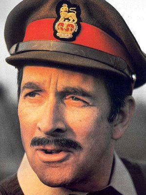 Nicholas Courtney - SensaCine.com