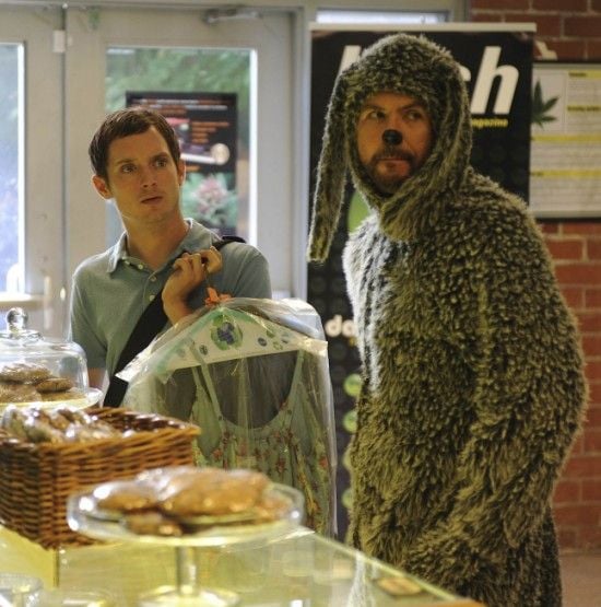 Wilfred : Wilfred : Foto Jason Gann, Elijah Wood - Foto 26 sobre 74 ...