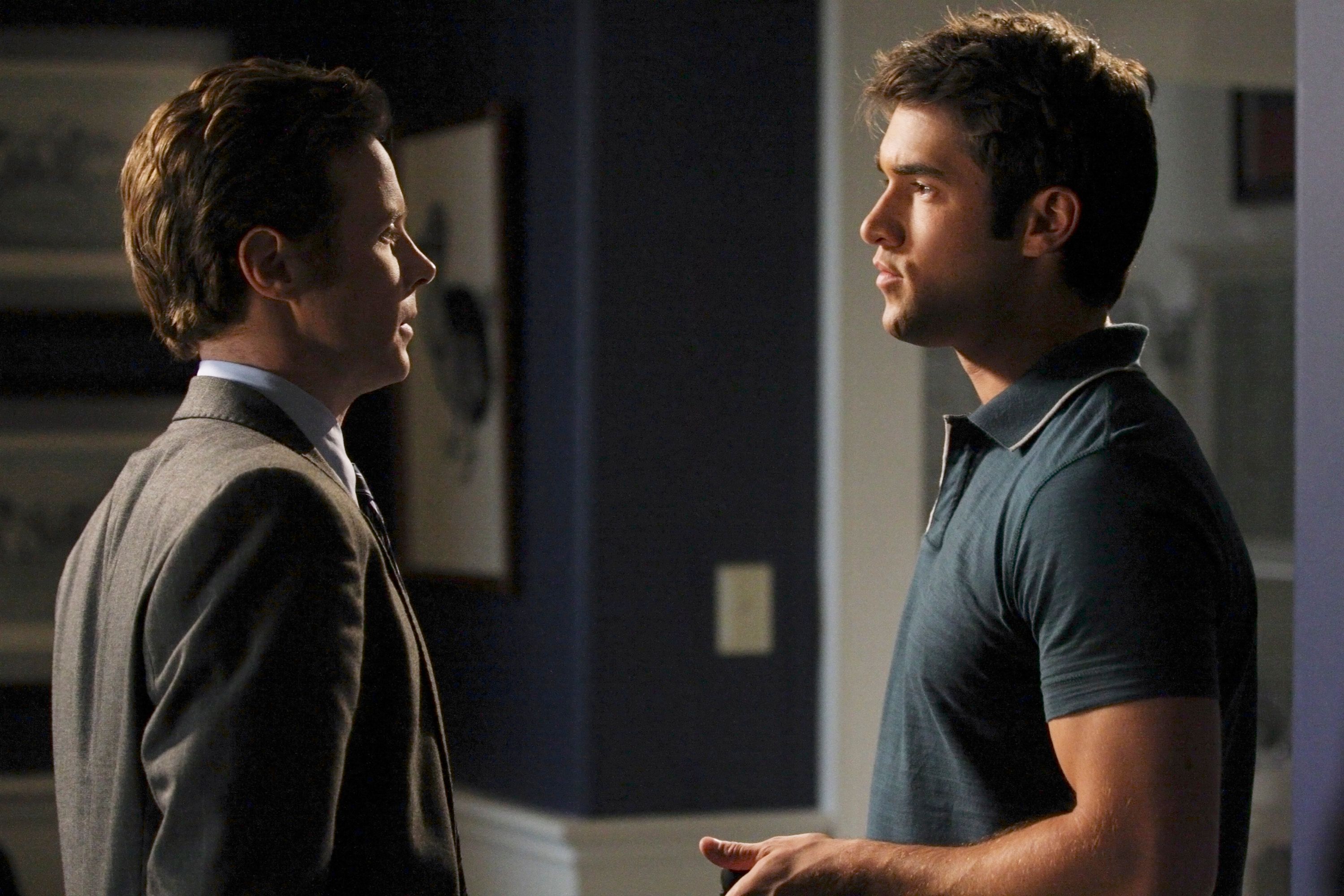 Foto de Ashton Holmes - Revenge : Foto Joshua Bowman, Ashton Holmes ...