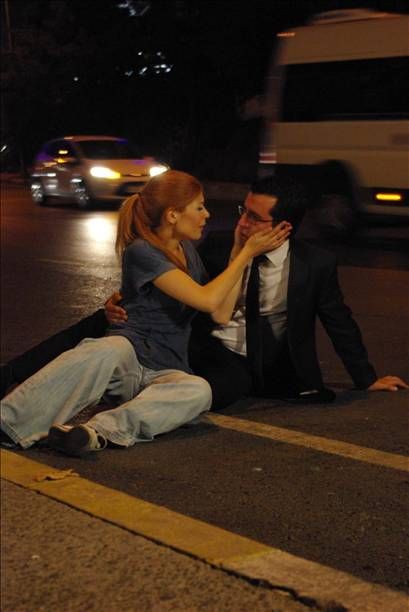 Foto de Ali İl - Foto Ali İl, Yeliz Kuvancı - Foto 2 de 10 - SensaCine.com