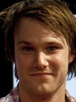 Hugh Skinner - SensaCine.com