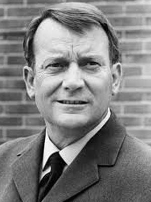 Denholm Elliott - SensaCine.com