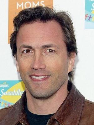 Andrew Shue - SensaCine.com