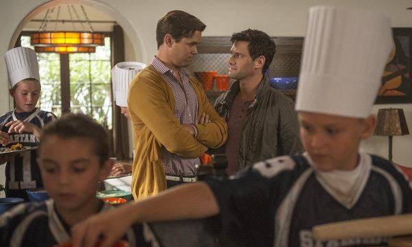 The New Normal : The New Normal : Foto Justin Bartha, Andrew Rannells ...