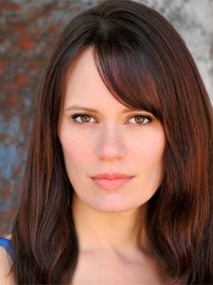 Emily Swallow - SensaCine.com