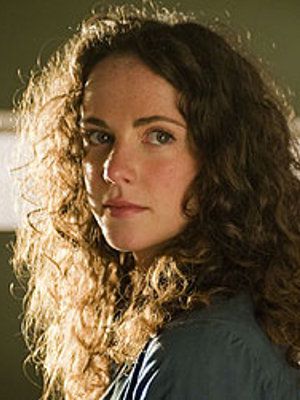 Amy Manson : sus películas y series en streaming - SensaCine.com