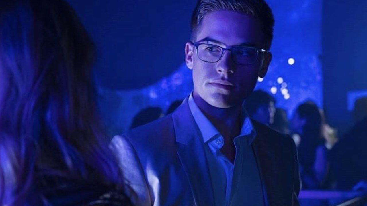 Anna Todd ('After. En mil pedazos'): "Dylan Sprouse es estupendo como ...