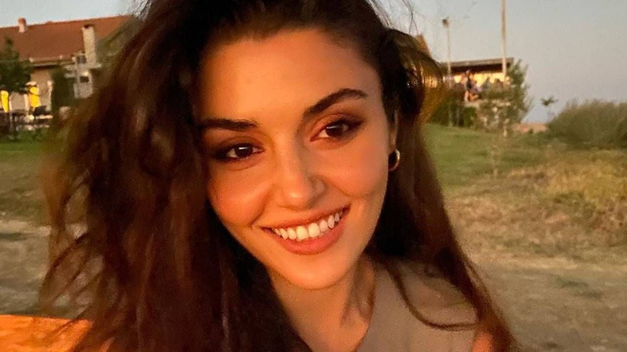 Hande Erçel, una Miss Turquía de una familia humilde que ahora triunfa ...