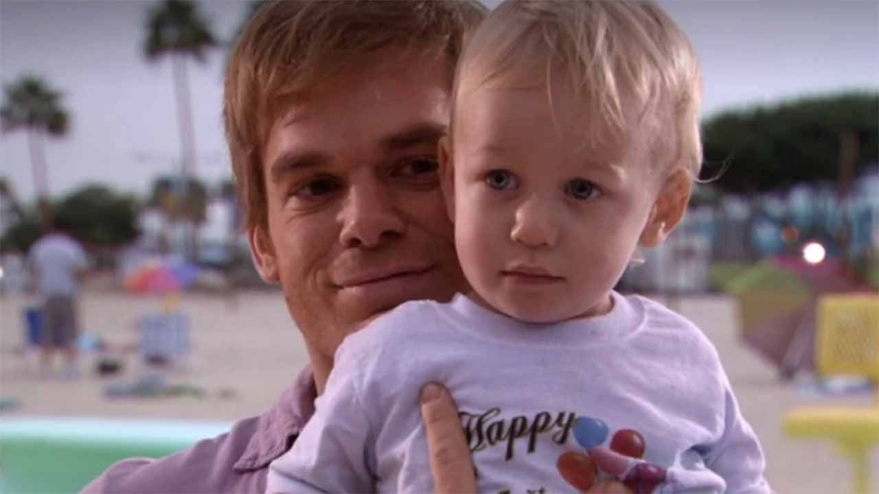 Así habrá cambiado el hijo de Dexter Morgan: Es un adolescente en la ...