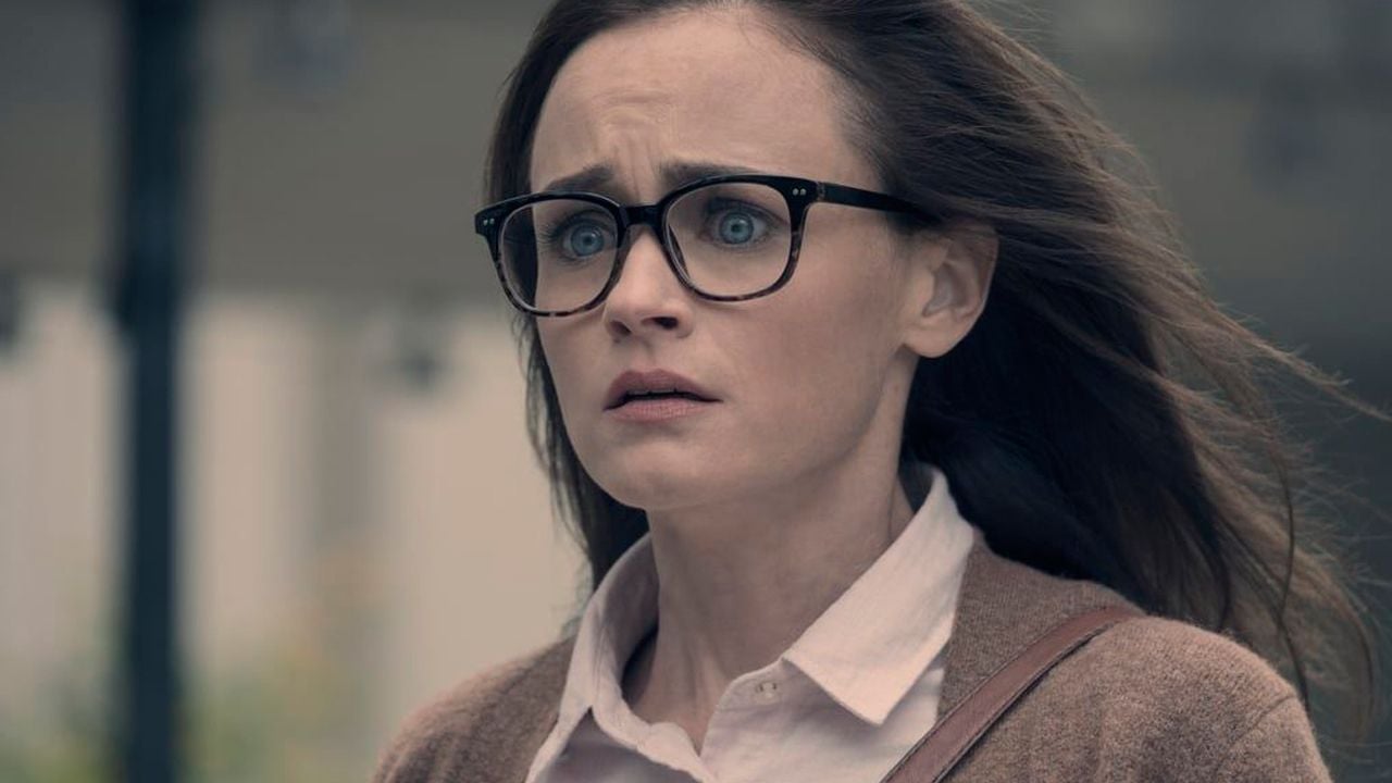'El cuento de la criada' explica la ausencia de Emily, pero ¿es un ...