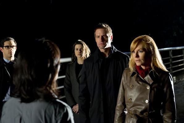 Foto de Marg Helgenberger - Intelligence (US) : Foto Josh Holloway ...