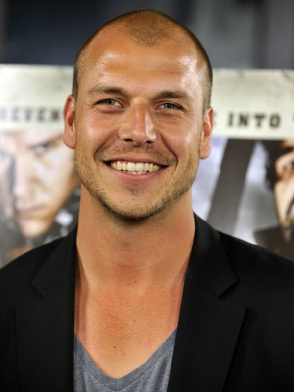 Patrick Hughes (II) - SensaCine.com