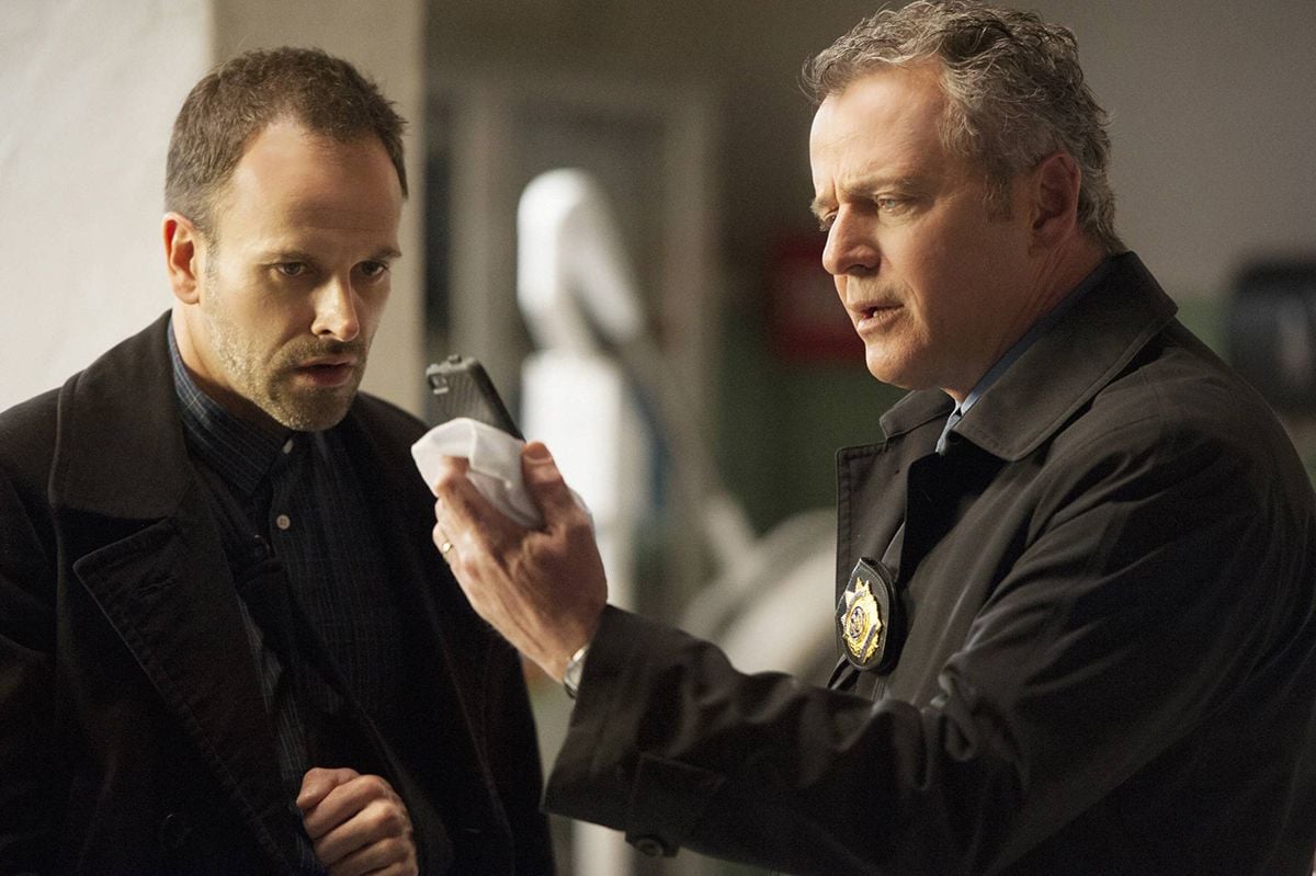 Elementary : Elementary : Foto Aidan Quinn, Jonny Lee Miller - Foto 600 sobre 847 - SensaCine.com