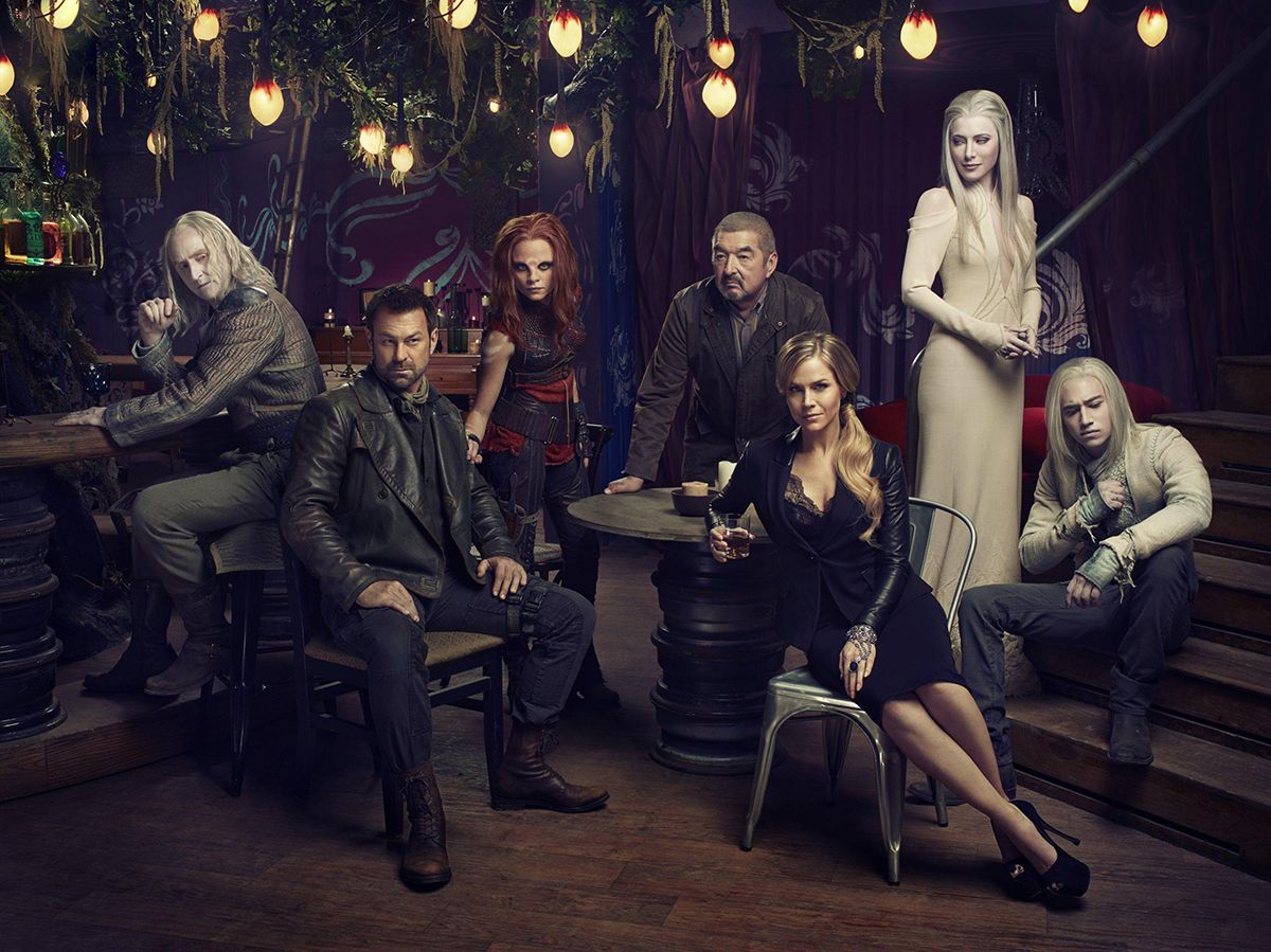Defiance : Foto Tony Curran, Grant Bowler, Graham Greene (II), Julie ...