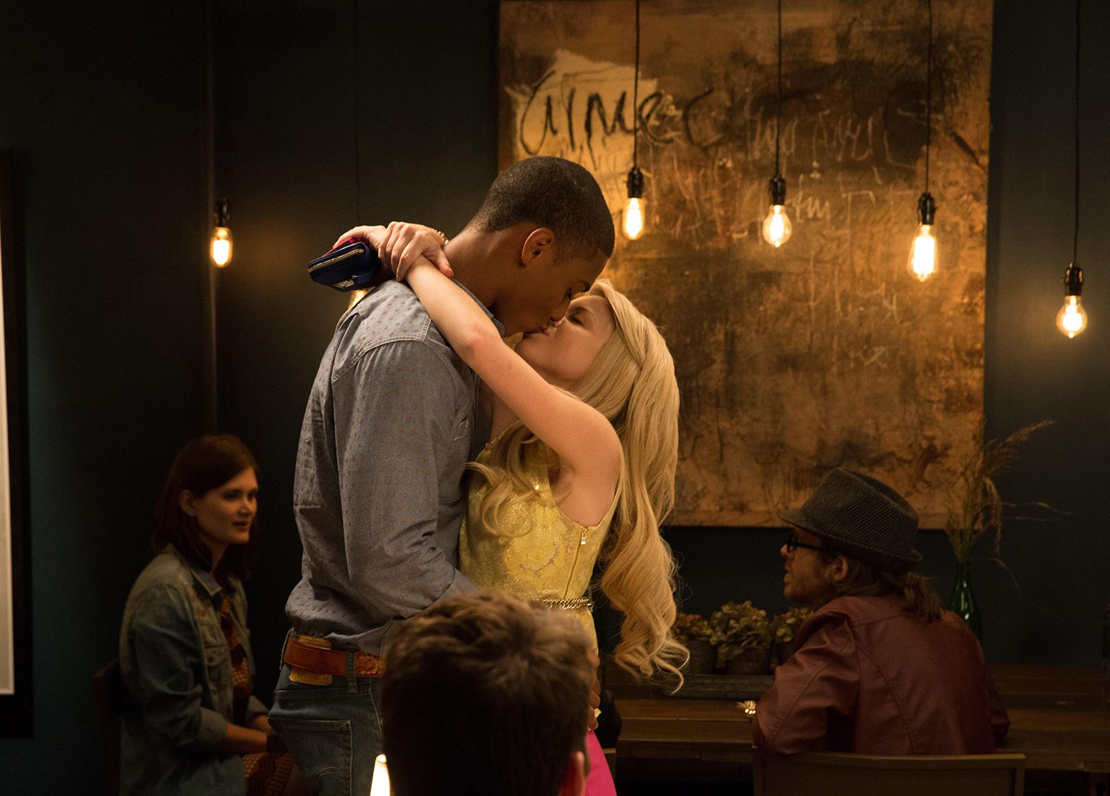 Foto de Keith Powers - Las farsantes : Foto Bailey De Young, Keith ...