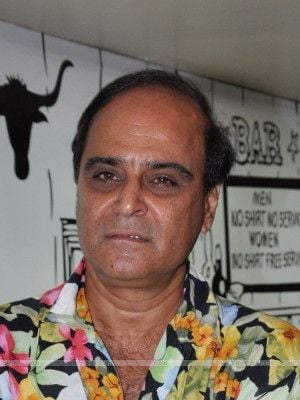 Karan Razdan - SensaCine.com