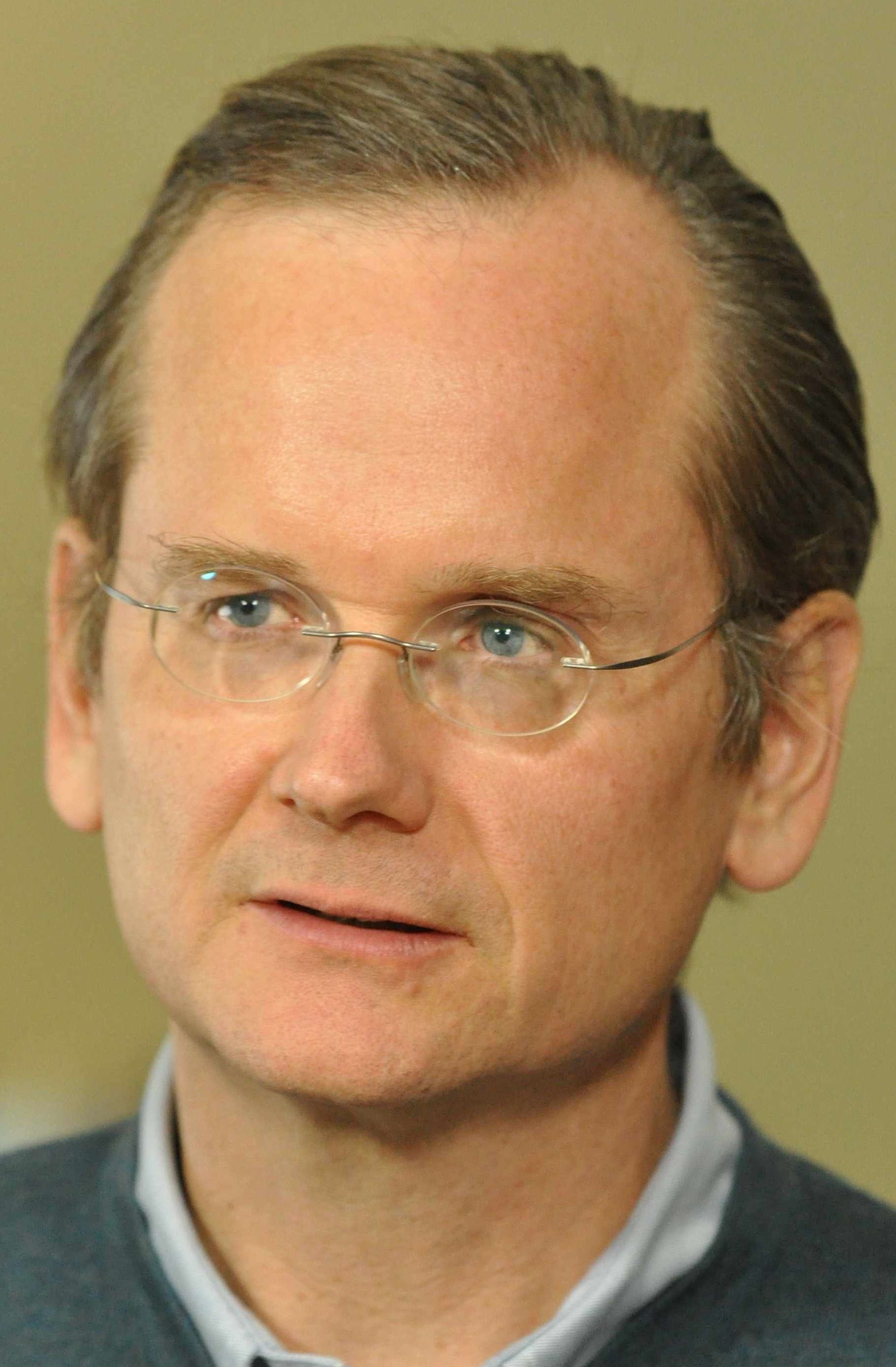 Lawrence Lessig - SensaCine.com
