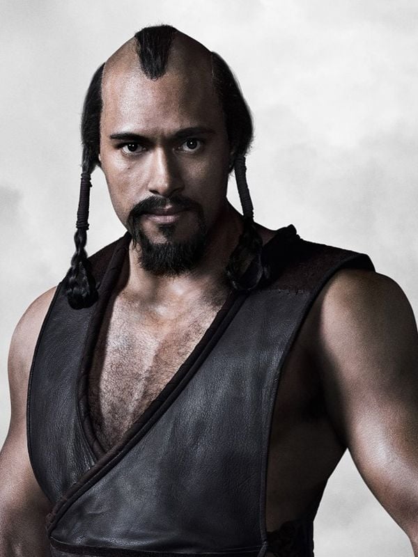 Uli Latukefu - SensaCine.com