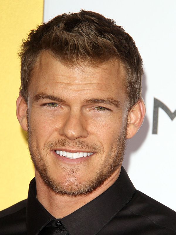Foto de Alan Ritchson - Cartel Alan Ritchson - Foto 45 de 66 ...