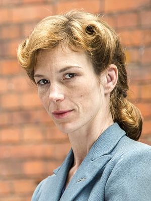 Honeysuckle Weeks - SensaCine.com