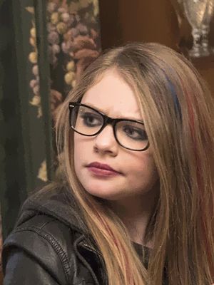 Madison Moellers - SensaCine.com