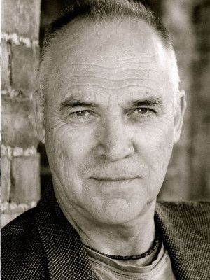 Stuart Wilson - SensaCine.com