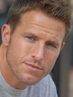 Andy McDermott : sus películas y series en streaming - SensaCine.com