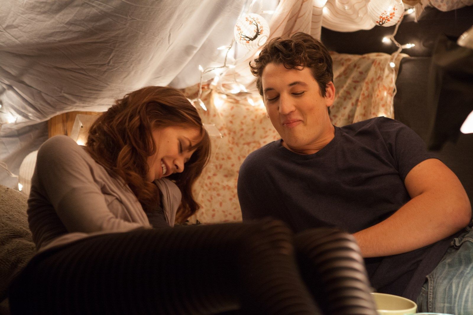 Foto de Miles Teller - Two Night Stand : Foto Lio Tipton, Miles Teller ...
