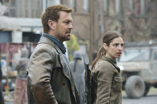 Defiance : Defiance : Foto Anna Hopkins, Grant Bowler - Foto 6 sobre ...