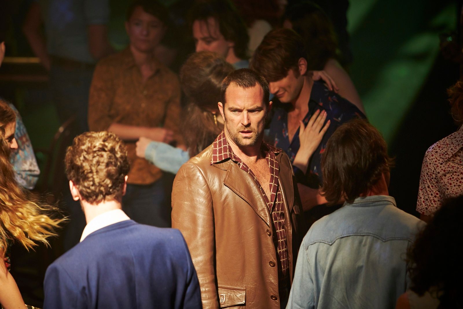 Foto de Sullivan Stapleton - Foto Sullivan Stapleton, Alex Russell ...