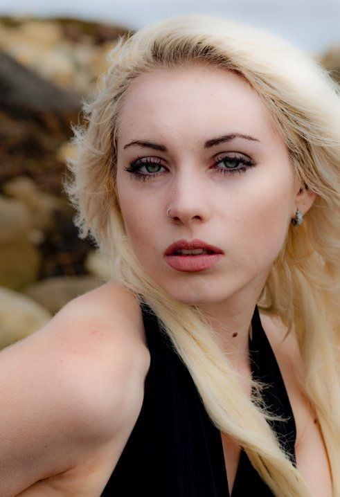 Chelsea Mark - SensaCine.com