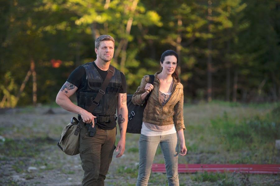 Haven : Haven : Foto Adam Copeland, Laura Mennell - Foto 37 sobre 346 ...