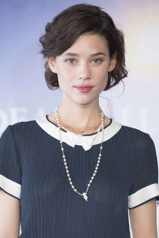 Foto de Astrid Bergès-Frisbey - Couverture magazine Astrid Bergès ...
