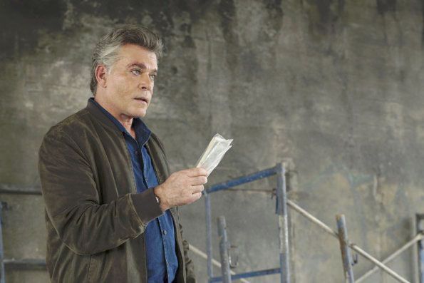 Shades of Blue : Shades of Blue : Foto Ray Liotta - Foto 190 sobre 242 ...