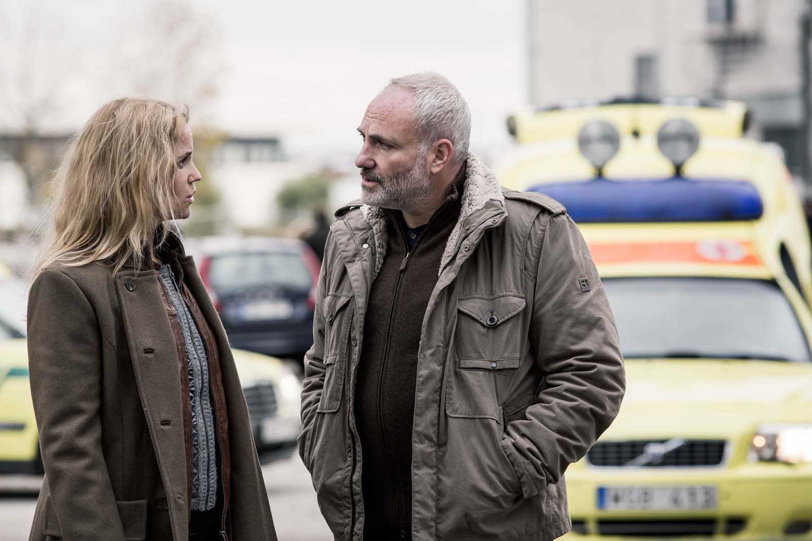 Bron / Broen / The Bridge (2011): Foto Kim Bodnia, Sofia Helin - 9 ...
