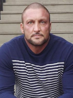 Rob Fuller : sus películas y series en streaming - SensaCine.com